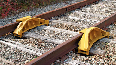 Aldon 4118-14- McCarty Style Freight Car Rerailers, Inside or Outside ...