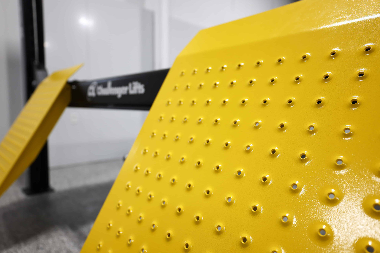 Challenger AR4115XAX 15,000 lb. ALI Certified Closed-Front 4-Post ...