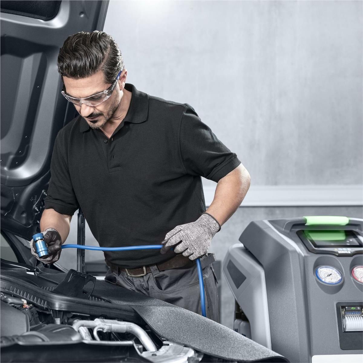 Mahle ArcticPRO ACX2250 R1234yf Refrigerant Handling System