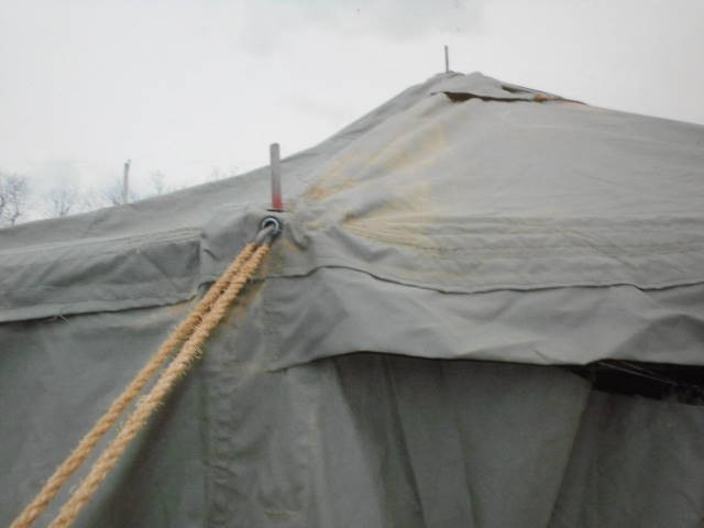 GP Medium Tent Including Poles