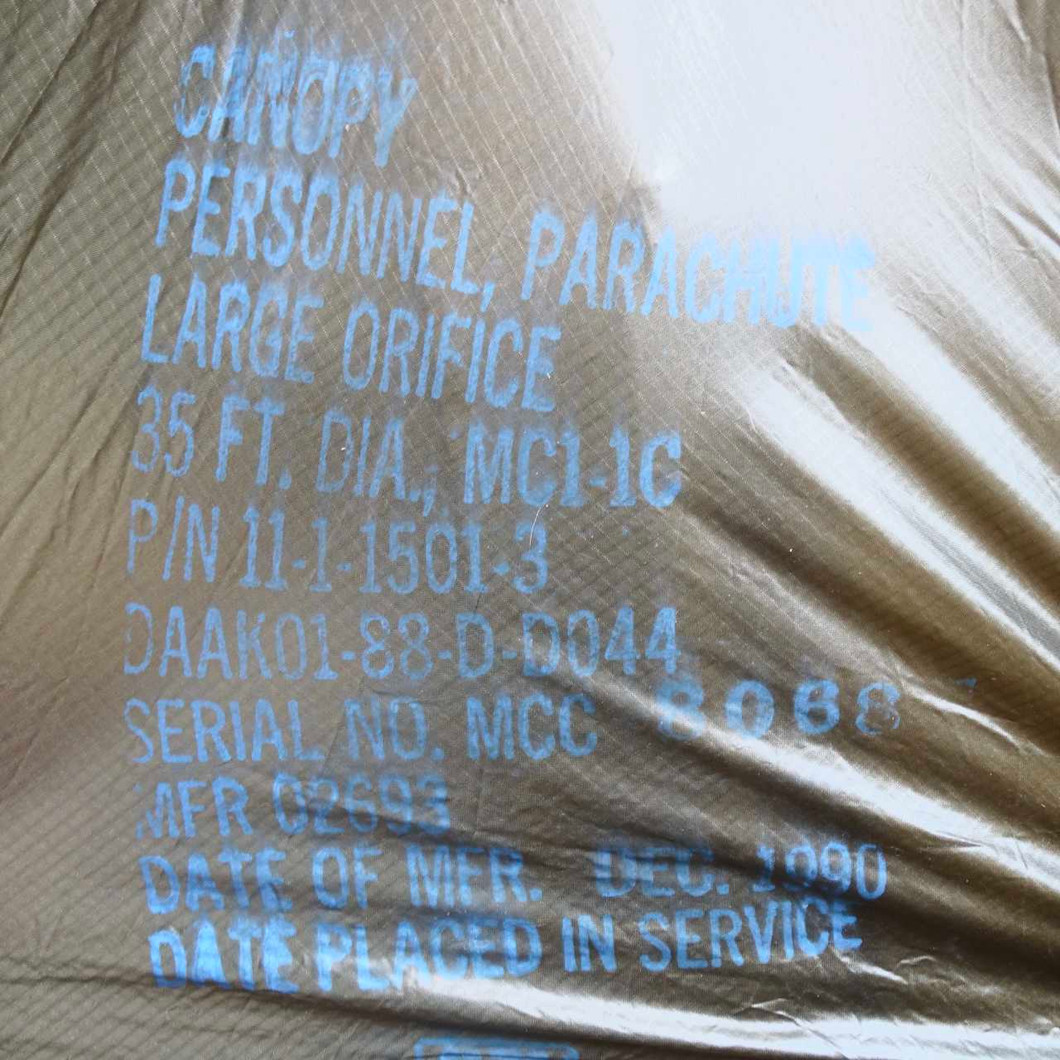 US Military 35′ Large Orifice Personnel Parachute (MC1-1C)