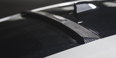 ARTISAN SPIRITS Carbon Fiber Roof Spoiler for Toyota Prius 2023-2025 ...