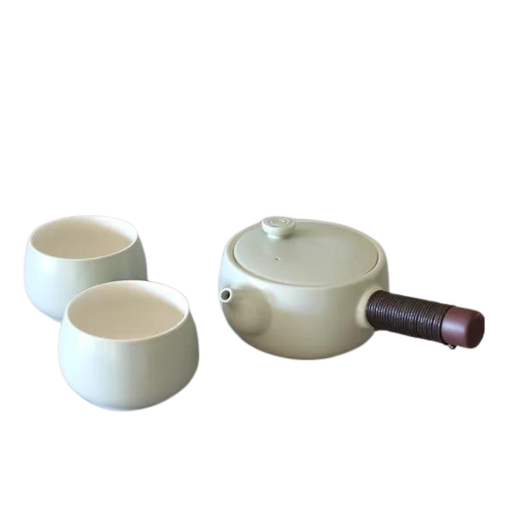 Side handle Teapot & 2 cups - The Tea Smith