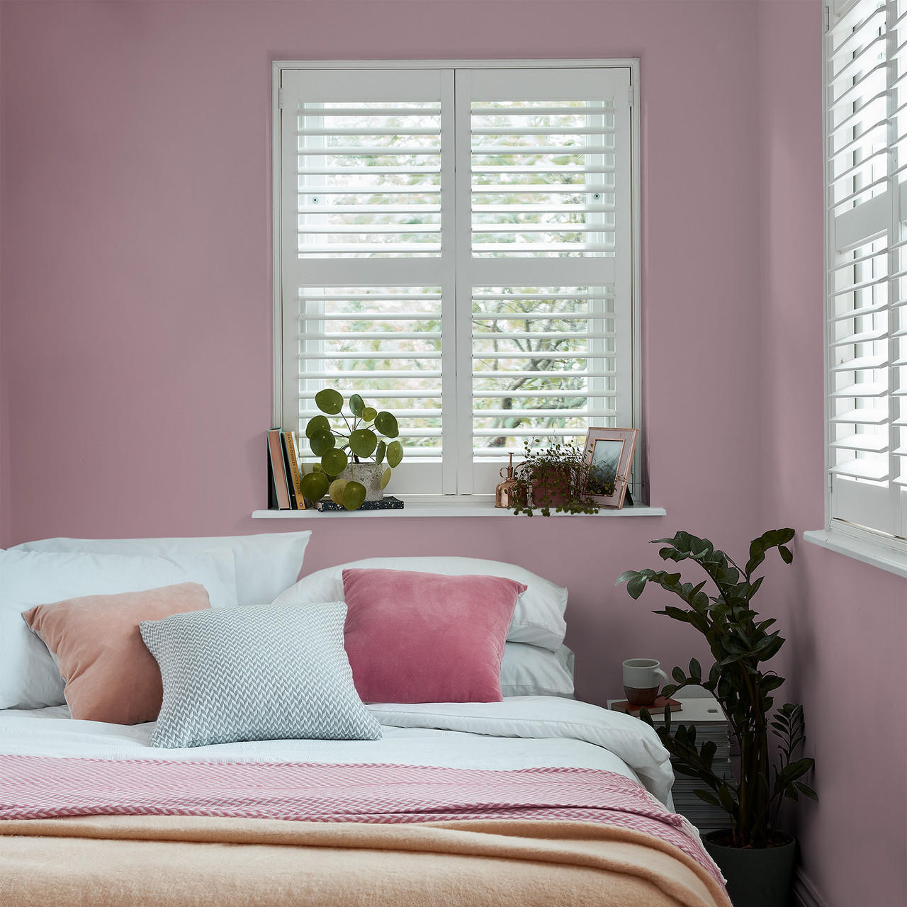 Laura Ashley Grape 5l Matt Emulsion Paint | The Online Lighting Store