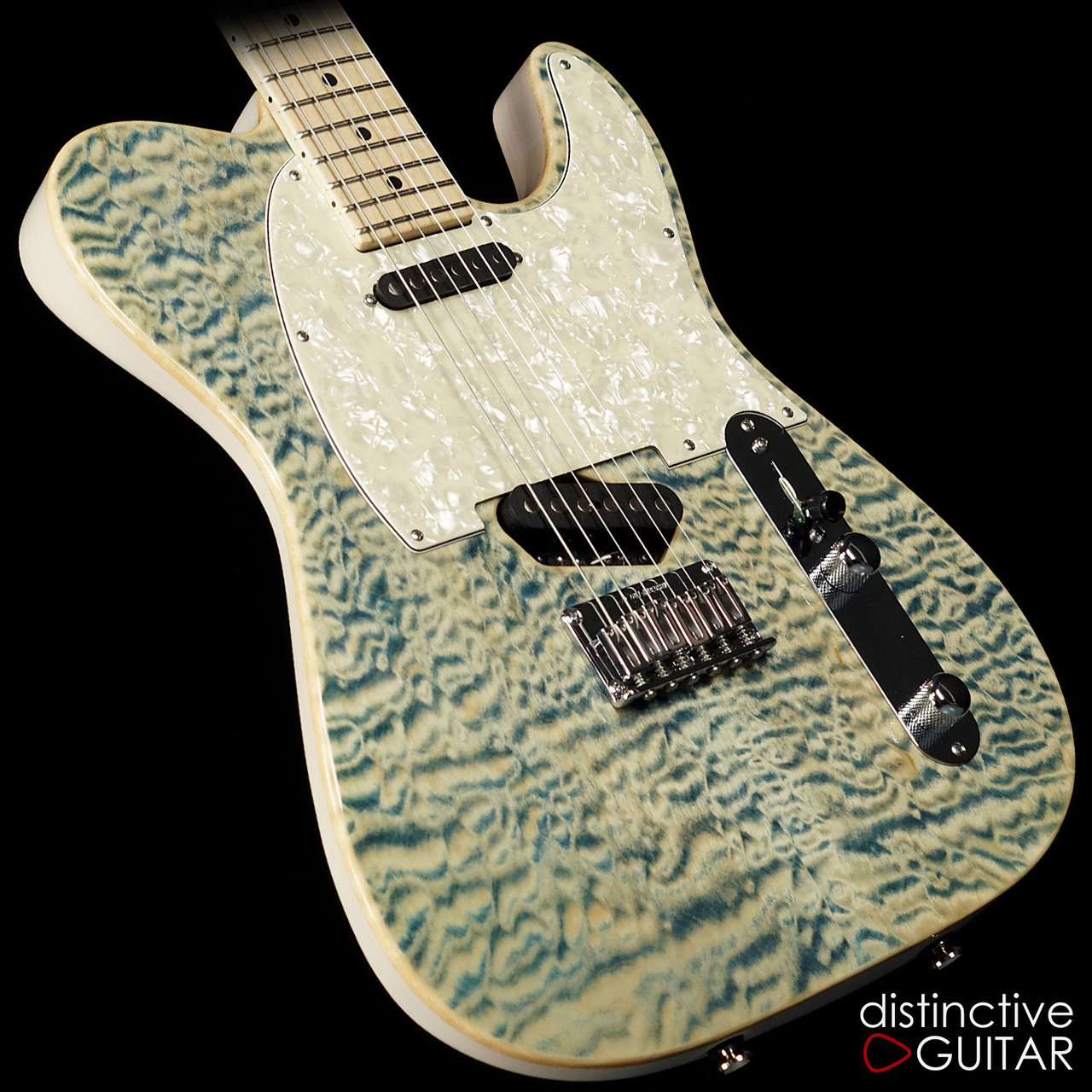 Tom Anderson Drop T Classic Natural Blue Quilt 02-21-17N