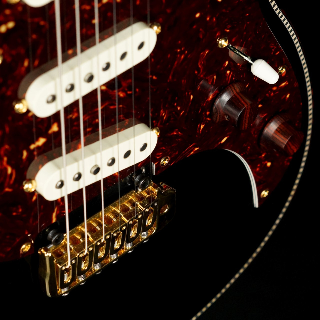 Red Rocket StyleSonic Stratocaster Black Space Gold
