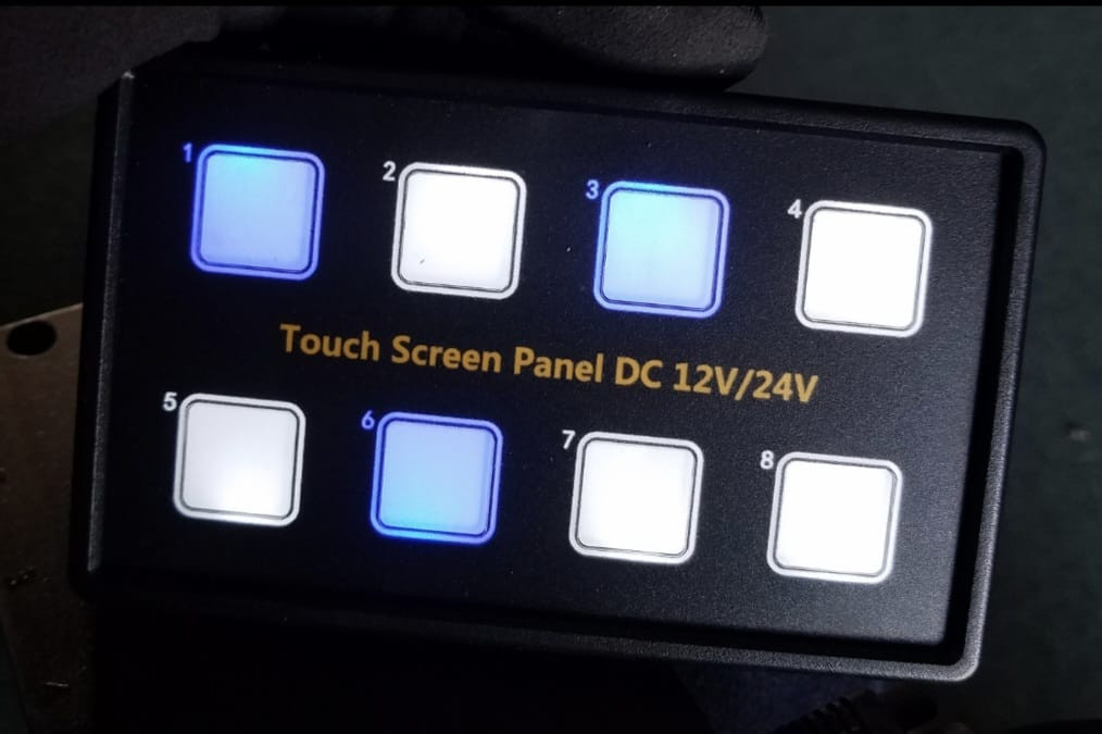 Box Gang Control switch touch panel 12v. 8 buttons