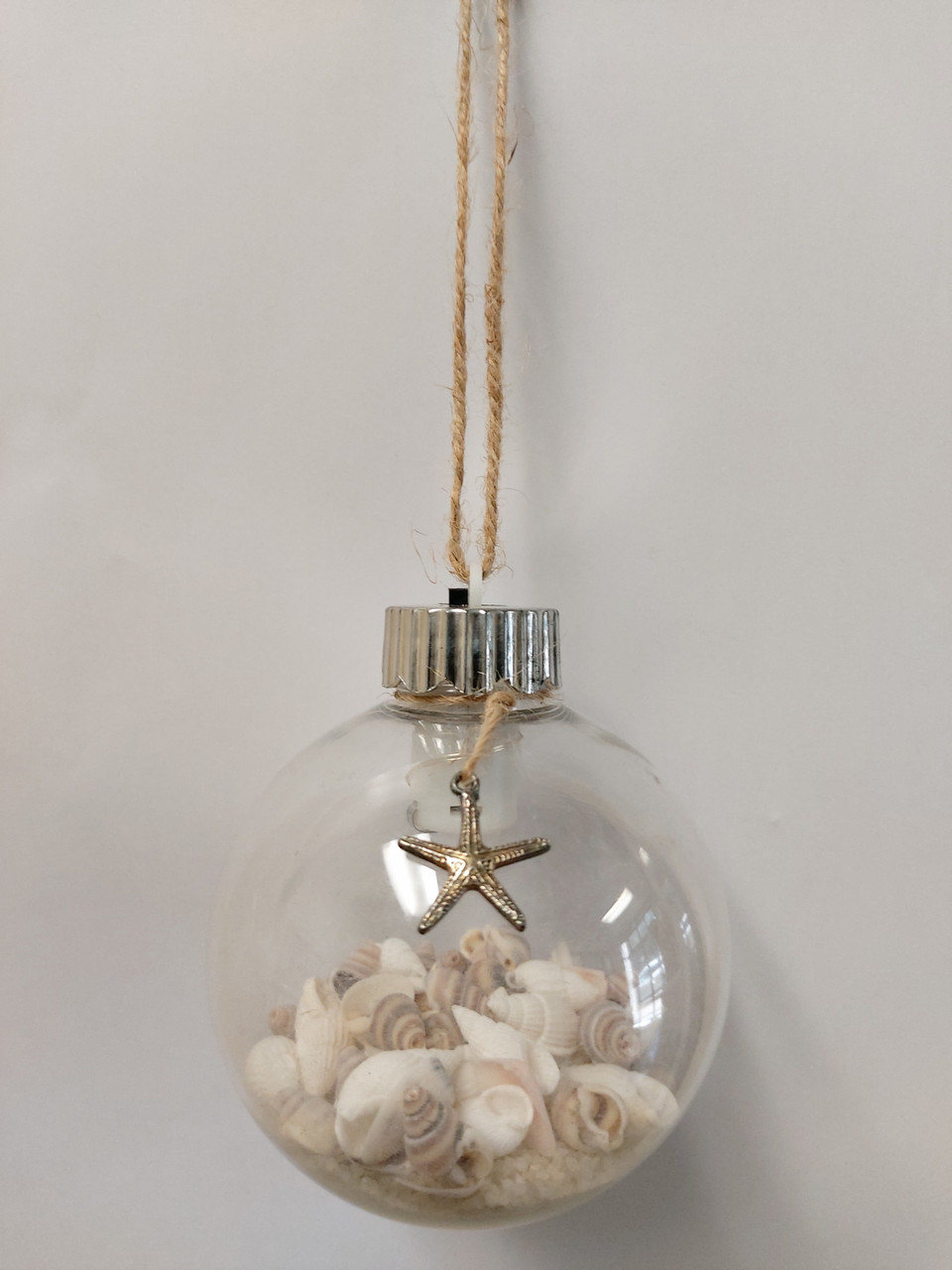 4" x 6" Plastic float with shells, sand & LED lights