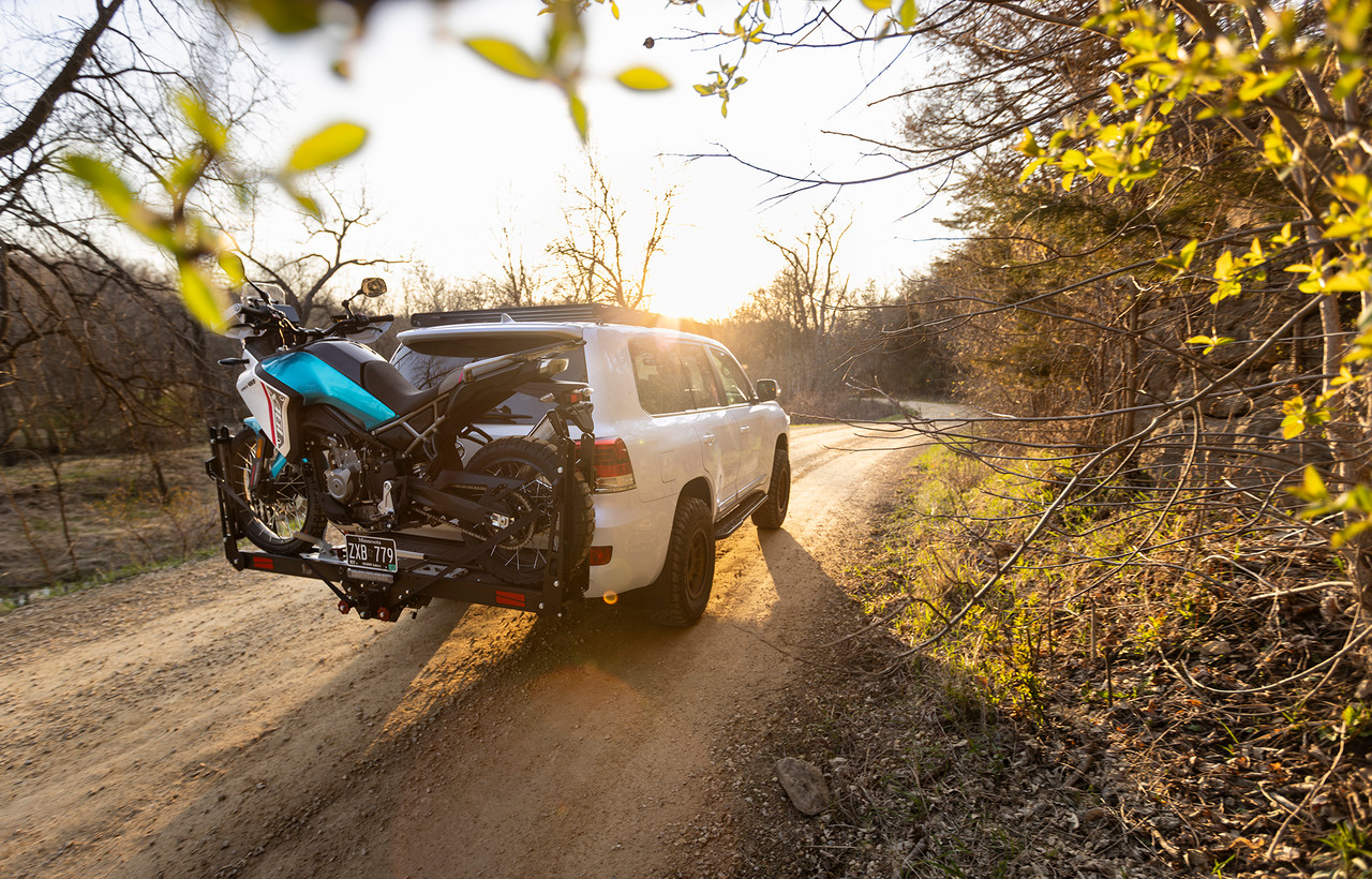 LED Light Bar & License Plate Holder (Moto) - 1UP USA