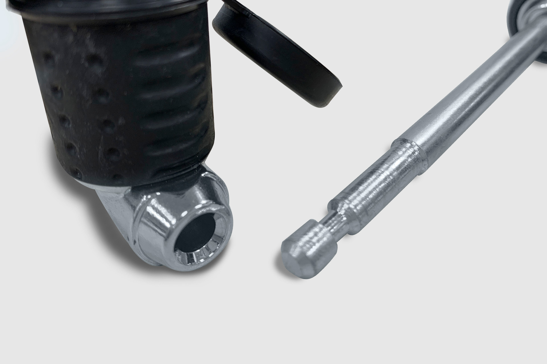 2" Hitch Bar Lock w/ Side Entry - 1UP USA