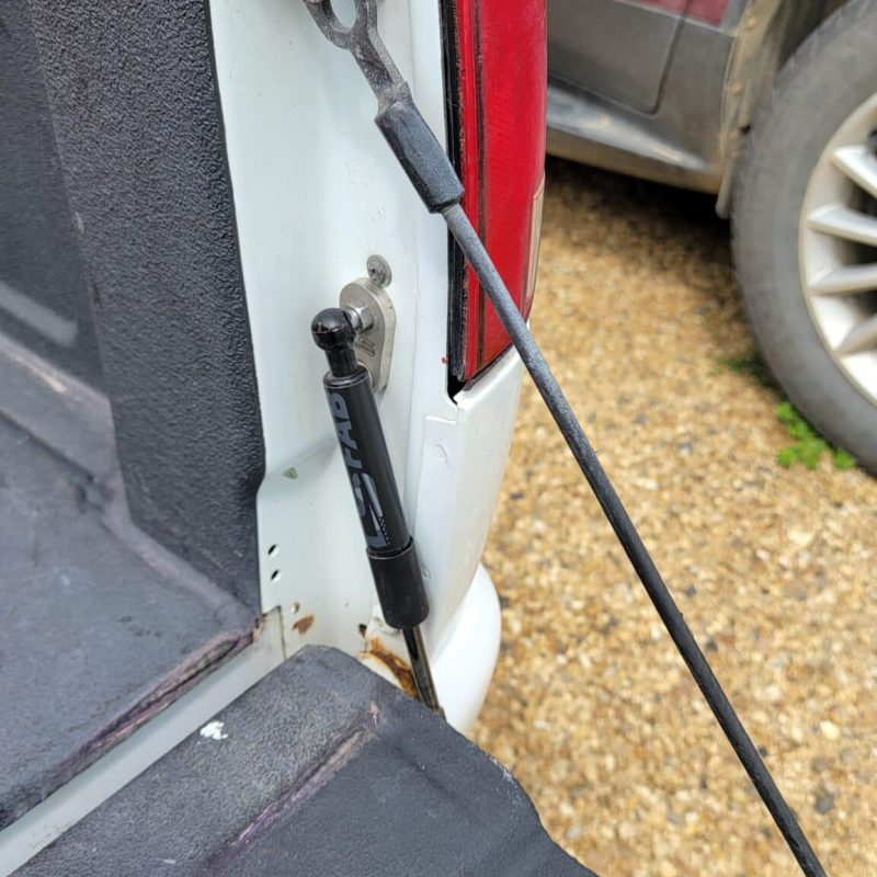 Tailgate Saver Shock (Strut) – 82-04 S10 GMC Chevy Truck