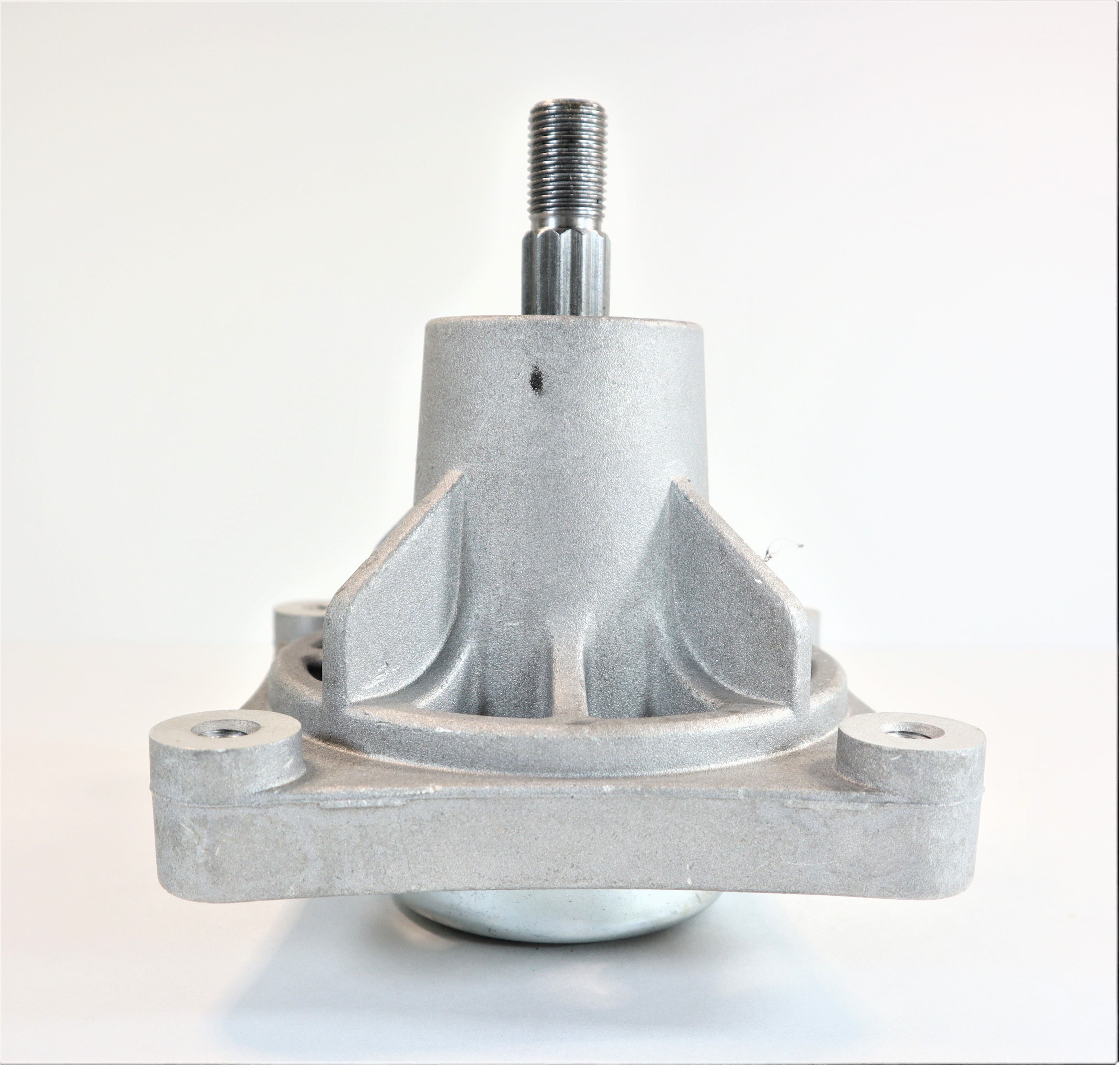 BLADE SPINDLE FOR HUSTLER ZERO TURN MOWER (604214)