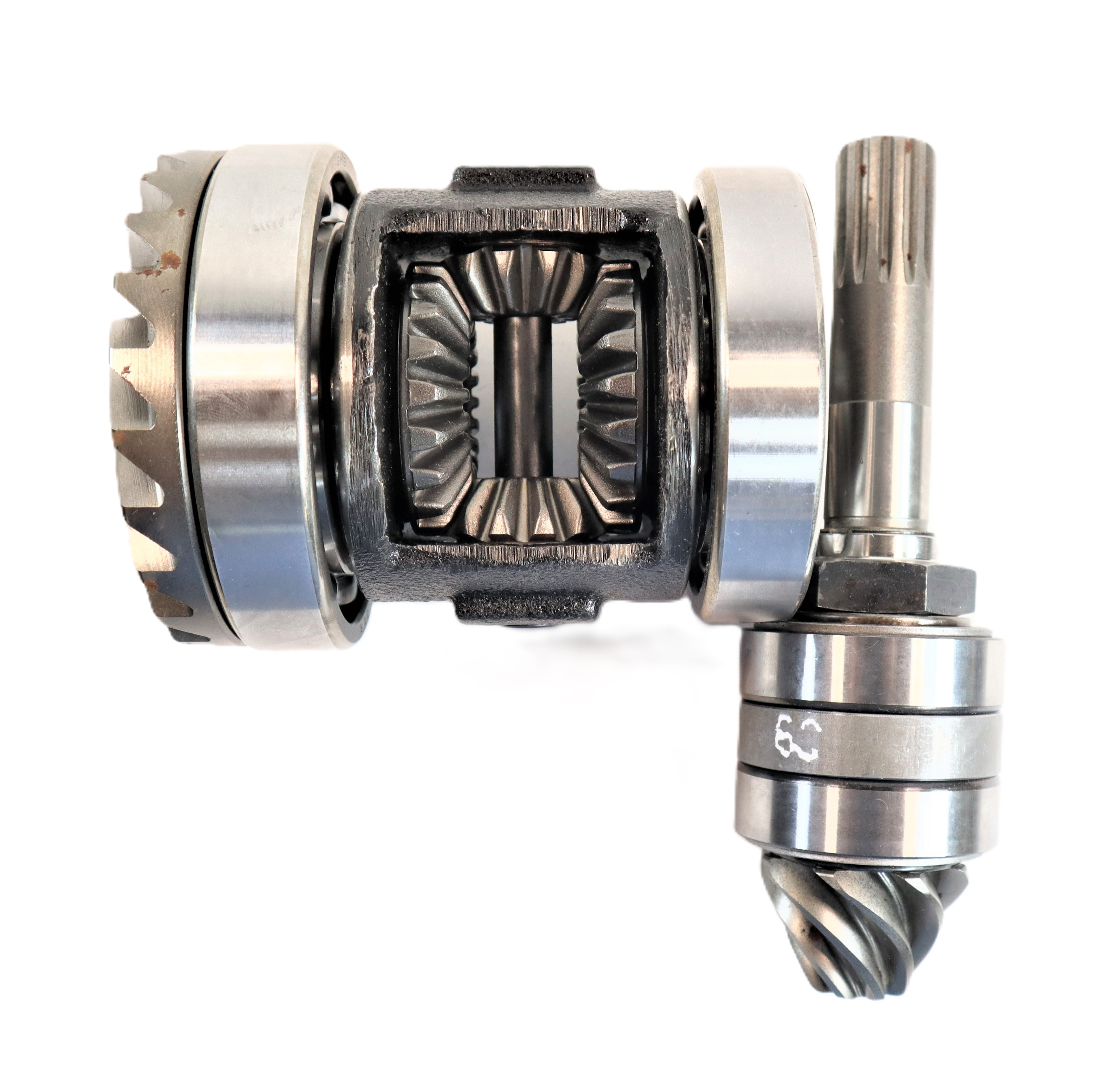 Mahindra Front Differential Assembly (16704112001) - 10, 2500, 2600 Series