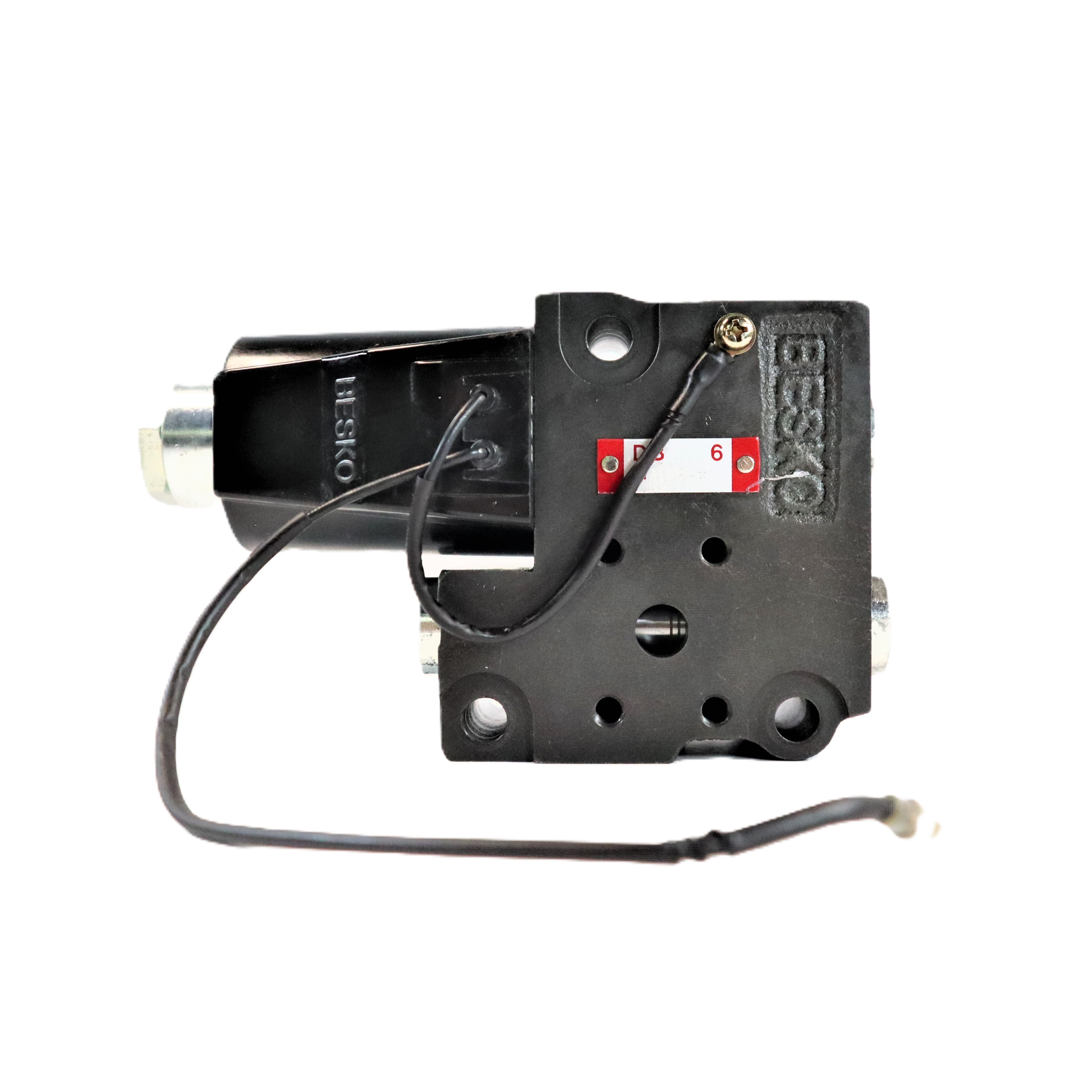 PTO VALVE ASSEMBLY FOR 7010 MAHINDRA TRACTOR (16495182001)