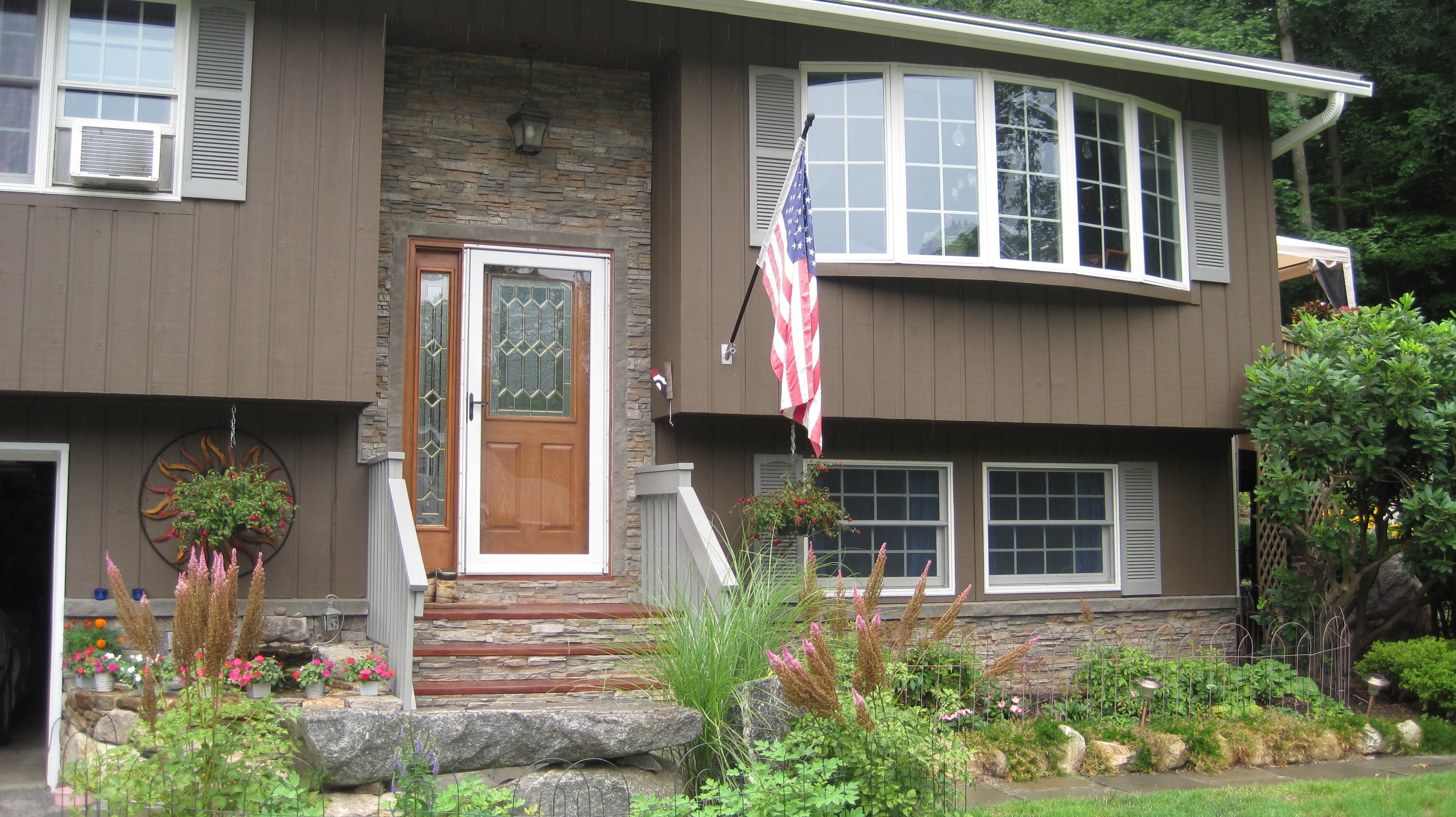 Raised Ranch Sides Its Way to Better Curb Appeal - Barron Designs