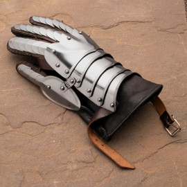 Black Leather Gauntlets w/ Long Cuffs– MuseumReplicas.com