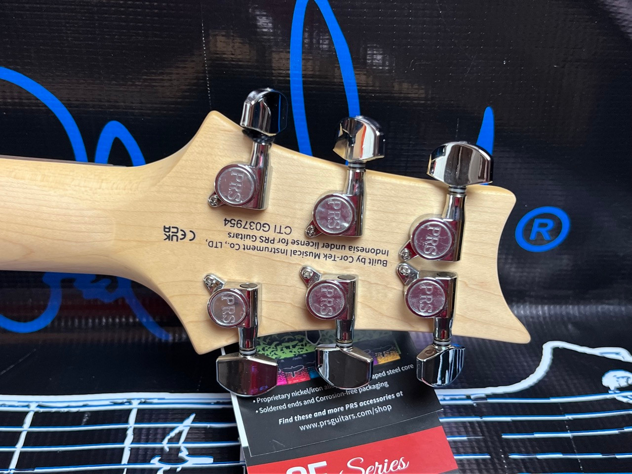 PRS SE NF3 with Rosewood Fretboard 2024 Metallic Orange