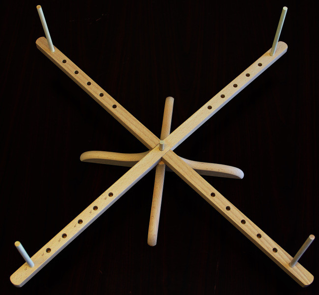 Stanwood Needlecraft - Tabletop Amish Style Wooden Yarn Swift, 2.5-6 ft ...