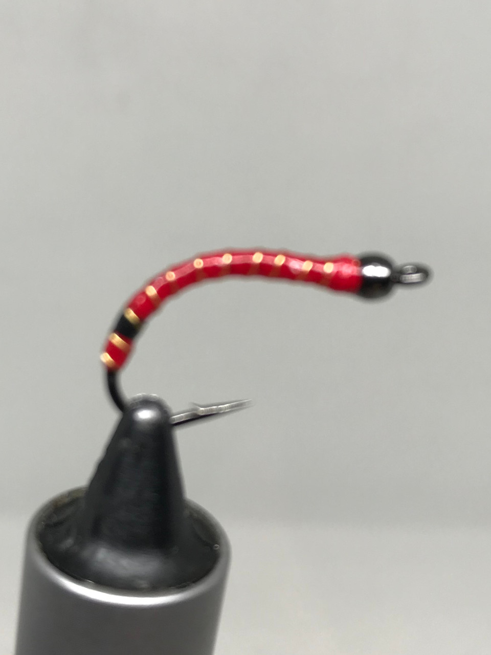 KAMLOOPS BLACK EYE BLOOD WORM - Fly Angler Distributing Inc