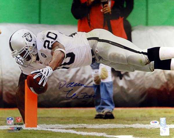 Darren McFadden Autographed 16x20 Photo Oakland Raiders PSA/DNA