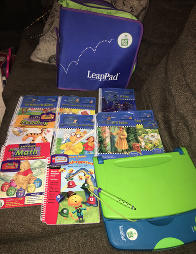LeapFrog LeapPad Learning System - Green/Blue with 19 Books & Case