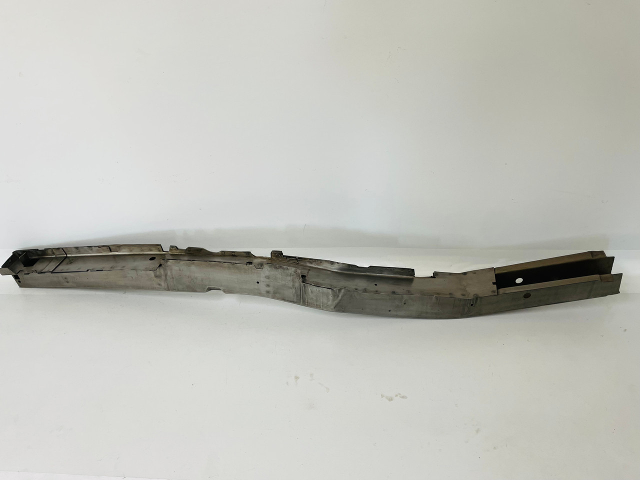 Dodge Challenger Plymouth Barracuda Front Frame Rail Right 1973-1974 ...
