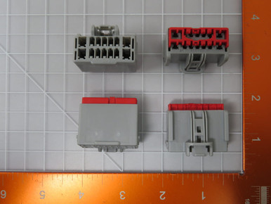 Lot of 178 YAZAKI 7283-6447-40 X109381 - OCO Components