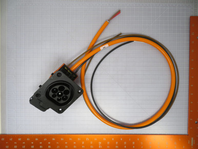 TE CONNECTIVITY 2-2208884-1 Specialized Cables HV,CHARGE INLET TYPE 2 ...