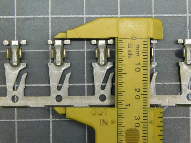 Lot of 909 APTIV 12015878 TERM M 56 SERIES B2716 - OCO Components