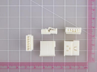 Lot of 126 TE CONNECTIVITY 1355899-2 6 pin auto electric plug plastic ...