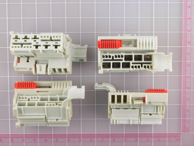 Lot of 232 APTIV 35176469 18 Way F 6.3 MCP MTS 0.64 Unsealed Connector ...
