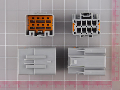 LOT OF 186 YAZAKI 7282-3243-40 Conn 8P Yesc Kaizen Light Gry X130065 - OCO Components