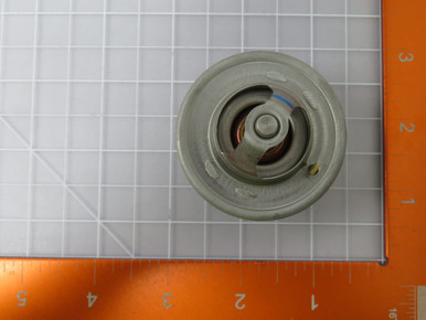 JOHN DEERE RE64354 OEM Thermostat RE64354 NOS X111104 - OCO Components