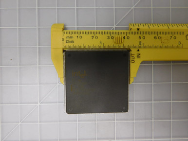 Intel S82454GX Q303 64-Bit Data Bus and 36-Bit Address Bus - Single ...