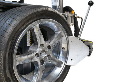 Dannmar Equipment – Car Lifts, Wheel Balancers, and More