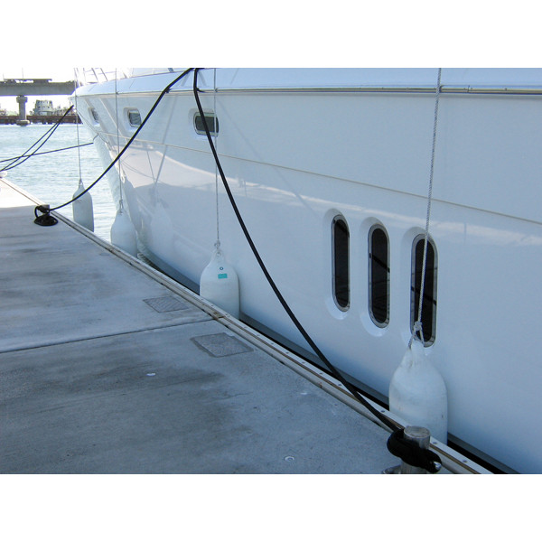 Castro "F" Series Fender | Boat Warehouse Australia