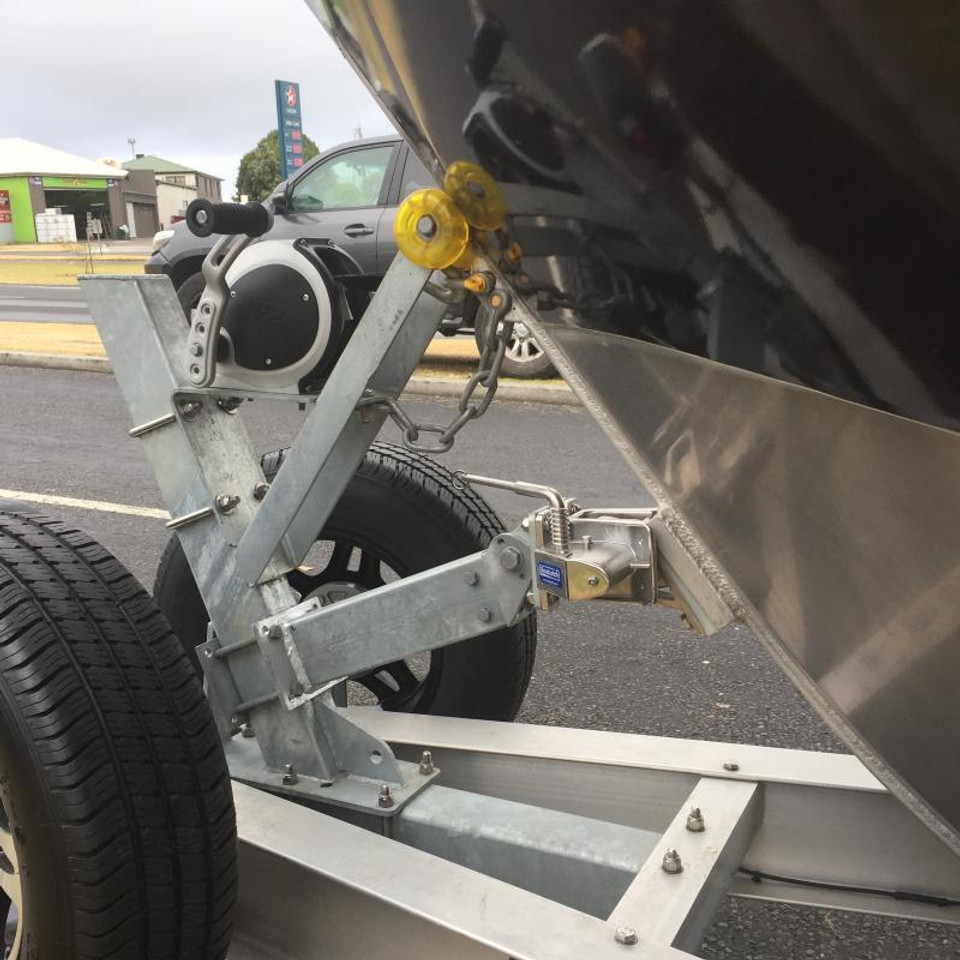 Boat Catch Launch & Retrieval System | Boat Warehouse Australia