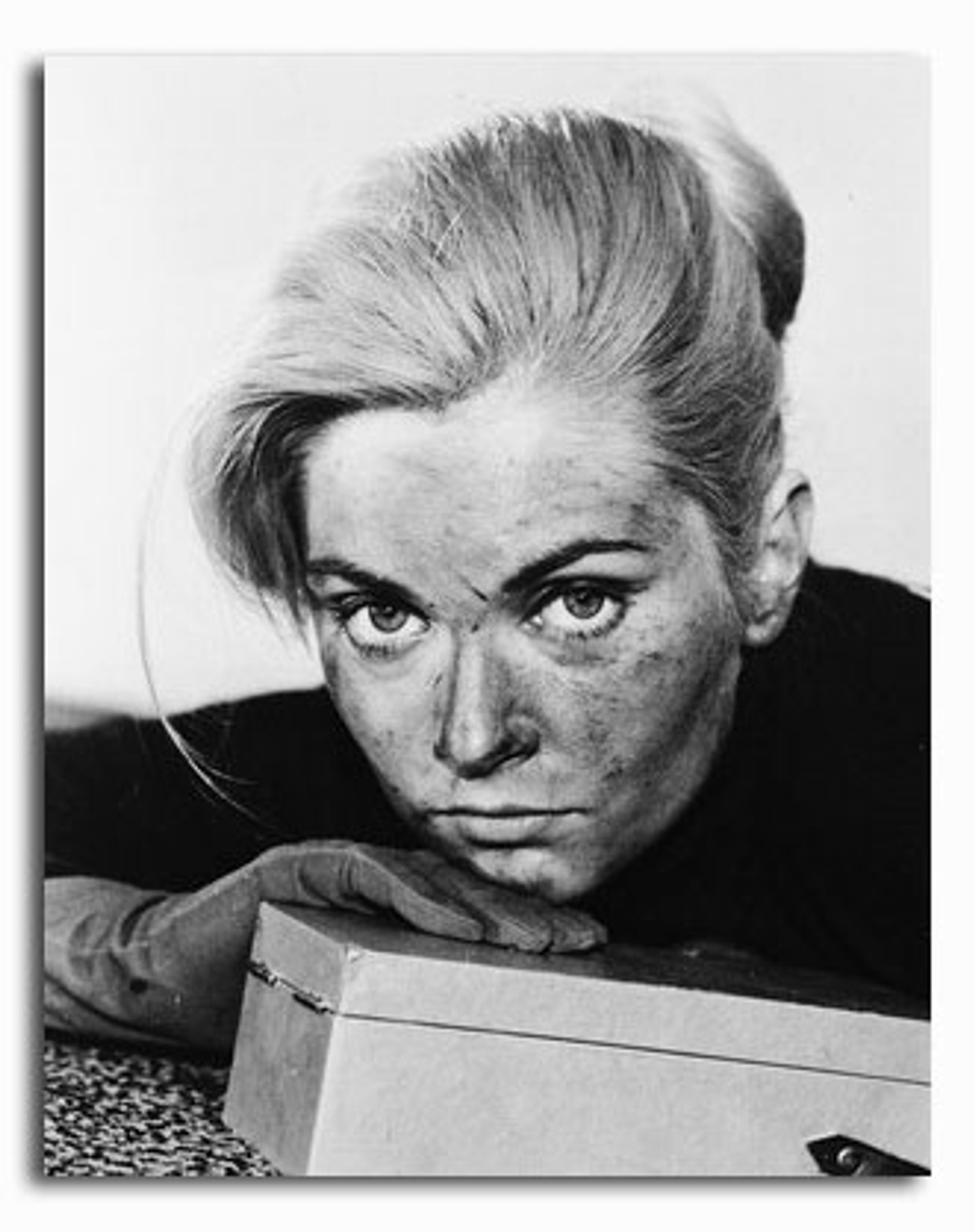 Ss3444233 Movie Picture Of Alexandra Bastedo Buy Celebrity Photos And