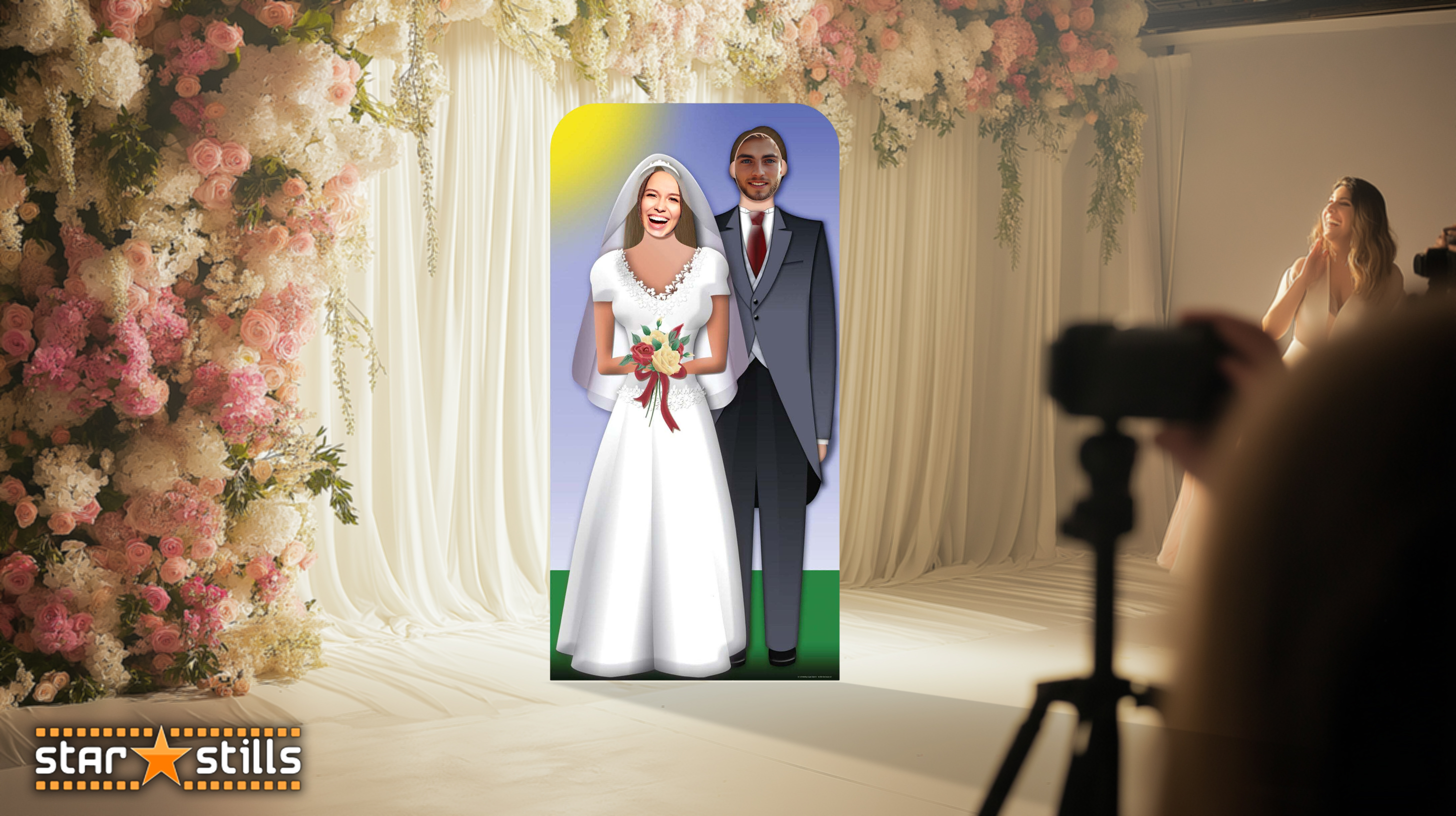 Cardboard Cutouts for a Unique Wedding Day - Starstills.com