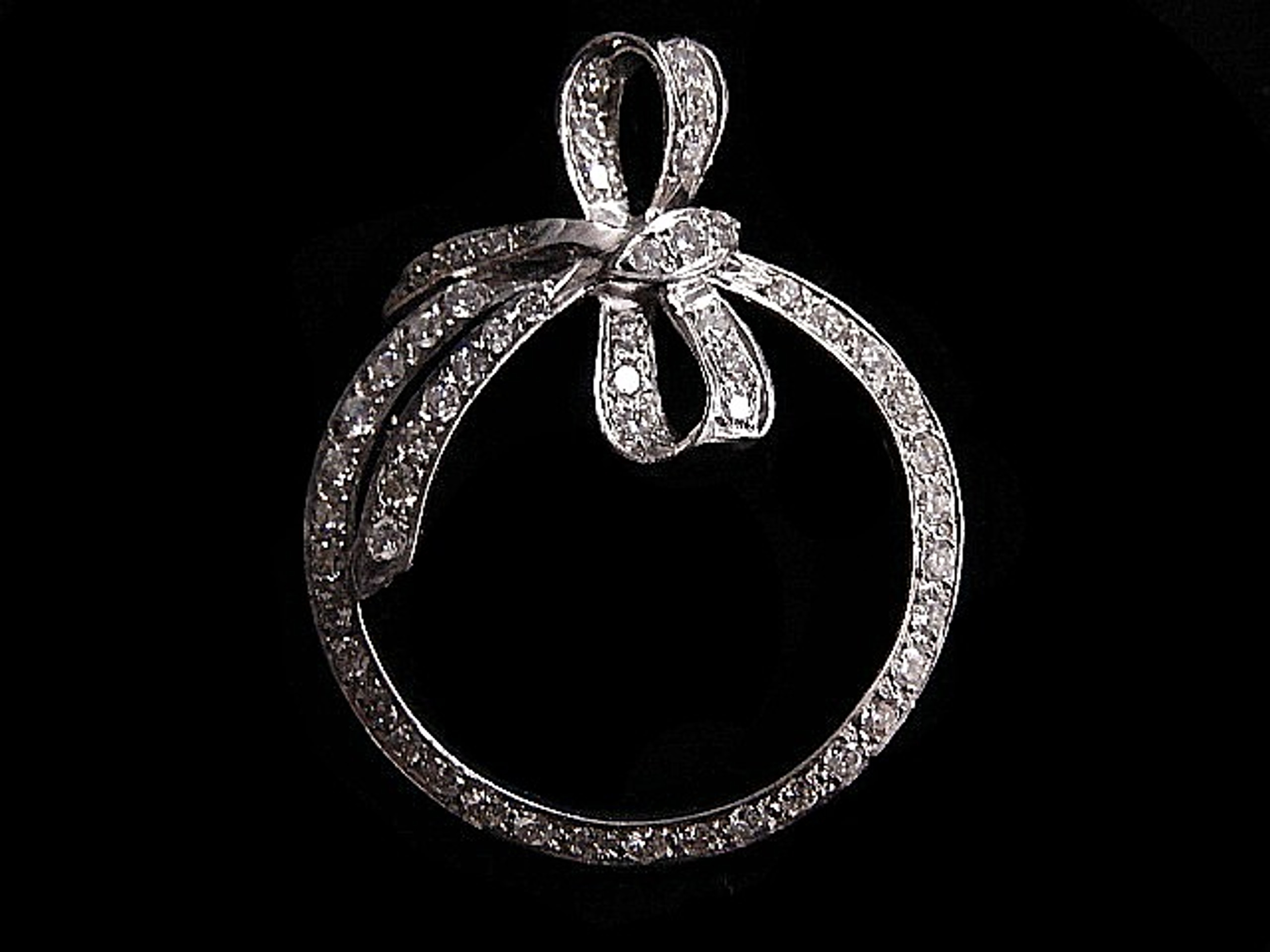 DIAMOND CIRCLE PIN | Antique Womens Pins NYC | Vintage Womens Brooches ...