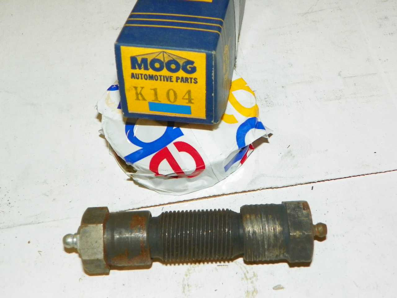 New Moog Cadillac Chrysler LaSalle 1934-38 Upper Knuckle Support Pin ...