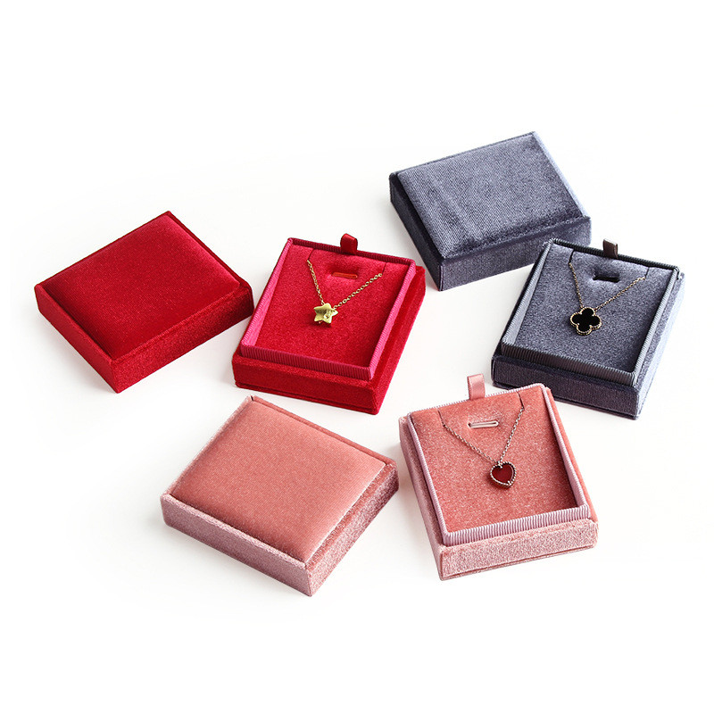 Large Luxury Velvet Pendant Box Square (70*80*40mm) - Zakka Canada