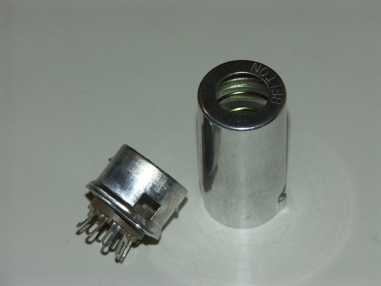 Tube Socket 9 pin
