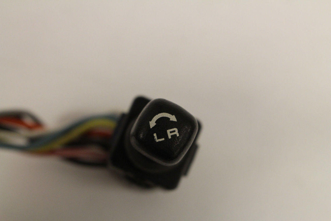 94-02 Camaro Power Mirror Switch, USED - Hawks Third Generation