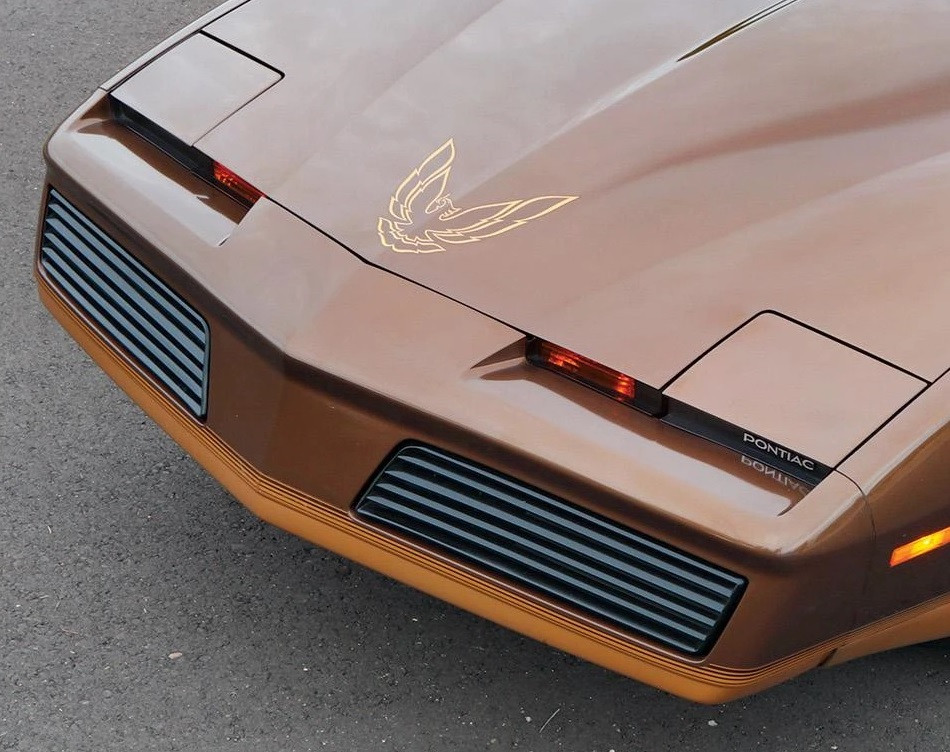 85-92 Formula Hood, 82-84 Trans Am also, OEM Used - Hawks Third Generation