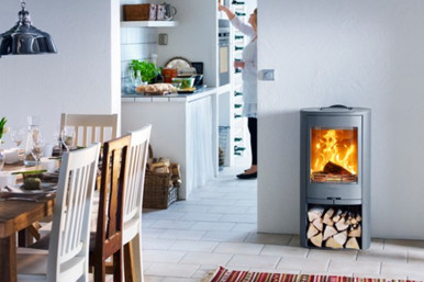 Contura 810 Classic Wood Burning Stove | Manor House Fireplaces & Stoves
