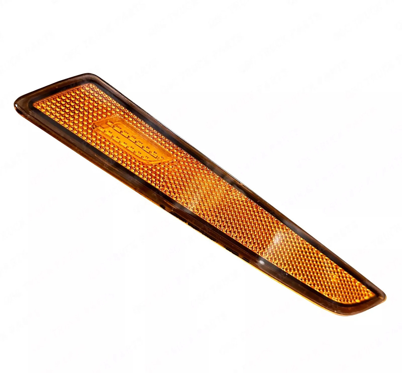 QSC Front Side Marker Light Right Side for Volvo VNL VNR 2018+ 82750743