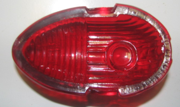 Reproduction KD-540 Red Lens - Vintage Campers