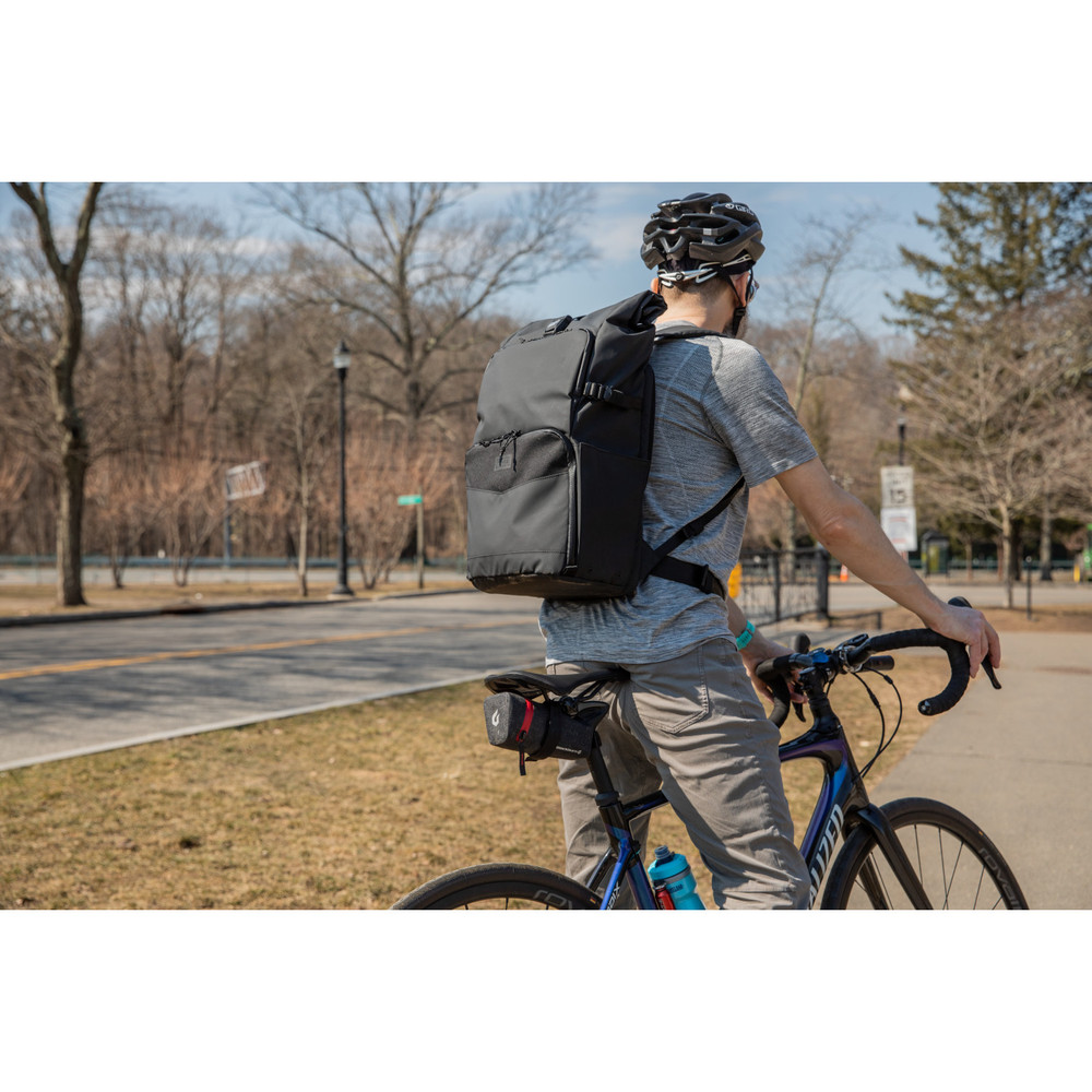 DNA 16 DSLR BACKPACK BLACK | Tenba