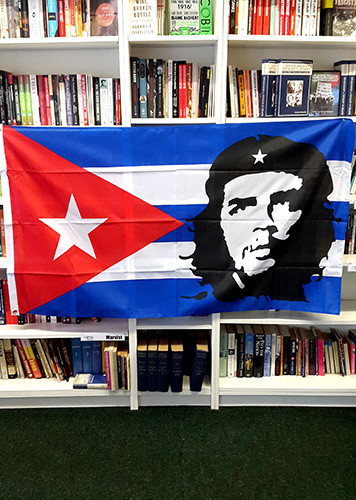 CHE GUEVARA/CUBA FLAG - Calton Books (SP) Ltd